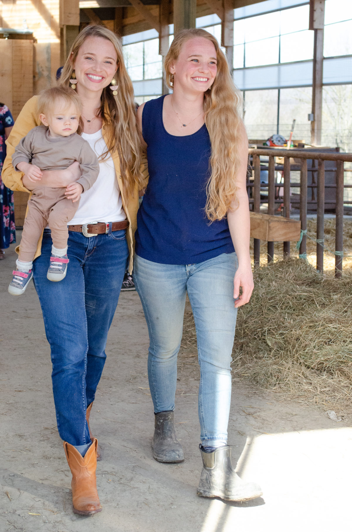 Sisters Sell Yogurt with Smiles | American Dairy Association North East